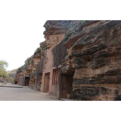 Bagh Caves: Nine Rock caves famous for Murals - Travelyoo