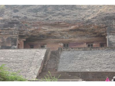 Bagh Caves: Nine Rock caves famous for Murals - Travelyoo