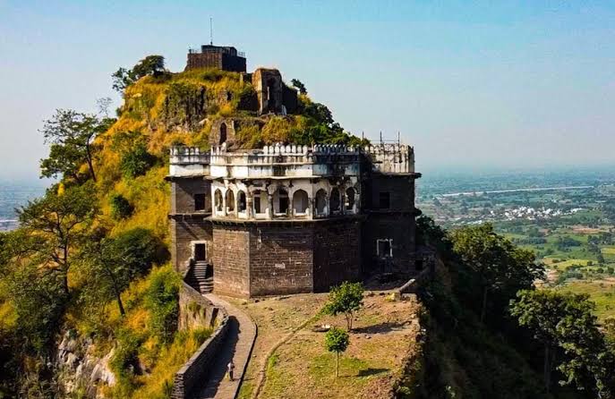 Daulatabad: A Medieval Era Fort - Travelyoo